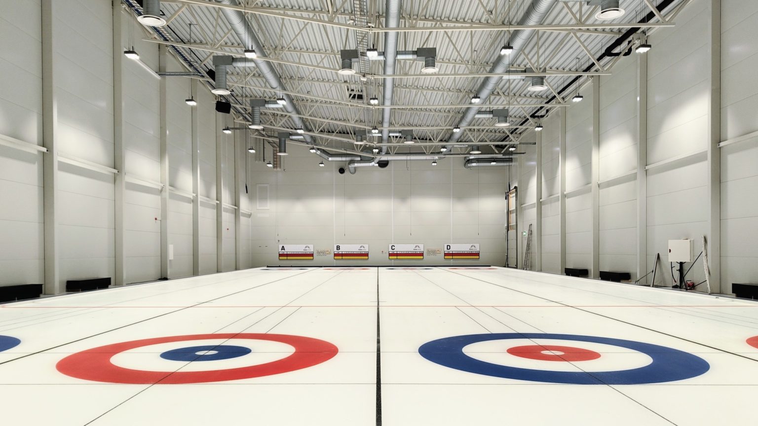 Vi har besøkt nyoppstartede Bergen Curling Club - Norges curlingforbund